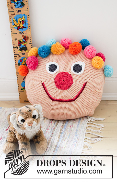 35-1 Bongo the Clown Pillow by DROPS Design - Køb billigt her